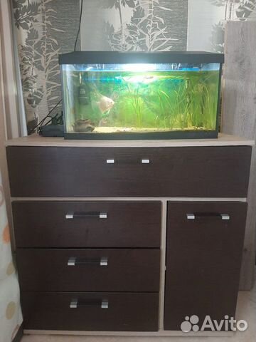Аквариум с тумбой
